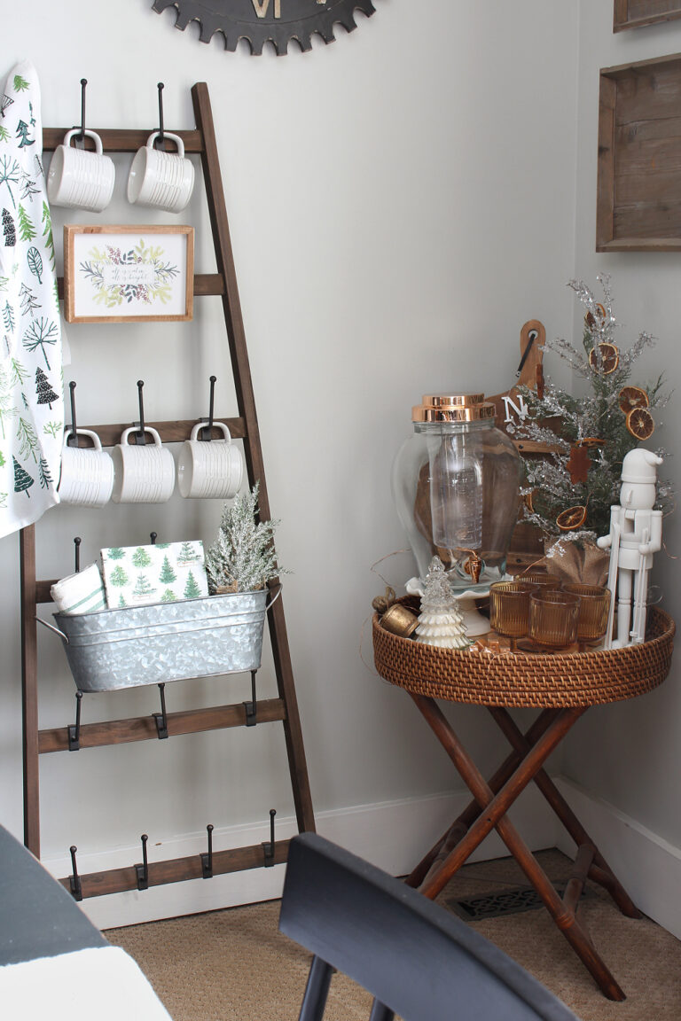 Christmas Dining Room with Amber - Clean and Scentsible