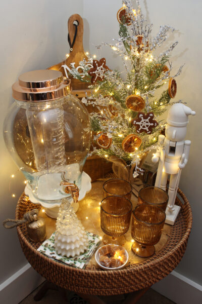 Christmas Dining Room with Amber - Clean and Scentsible